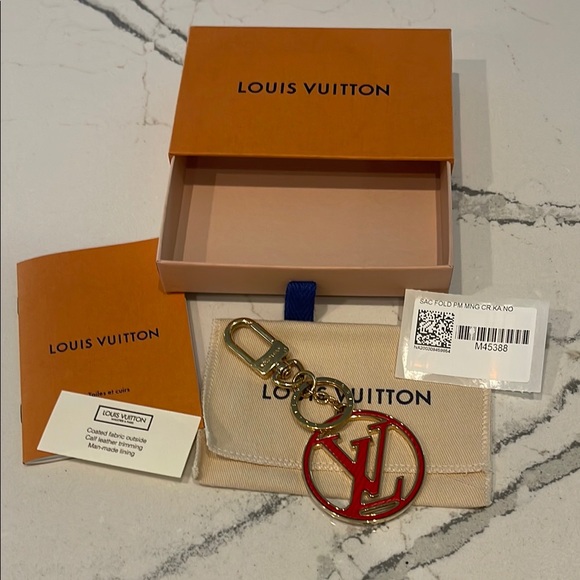 Louis Vuitton | Accessories | Authentic Nib Louis Vuitton Circle Epi ...